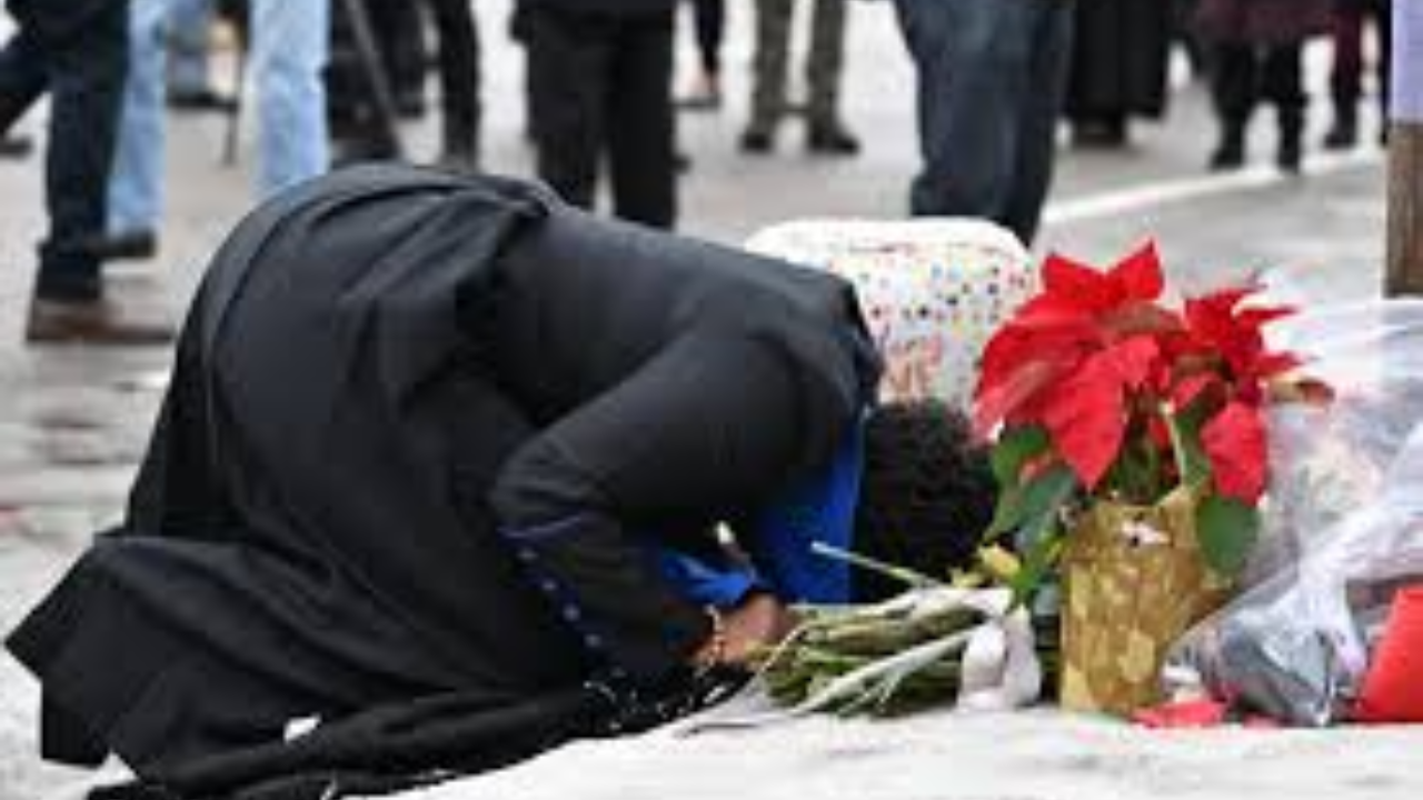 Minneapolis Mourns Mother and Poet Fatally Shot by ICE Agent - TAX ...